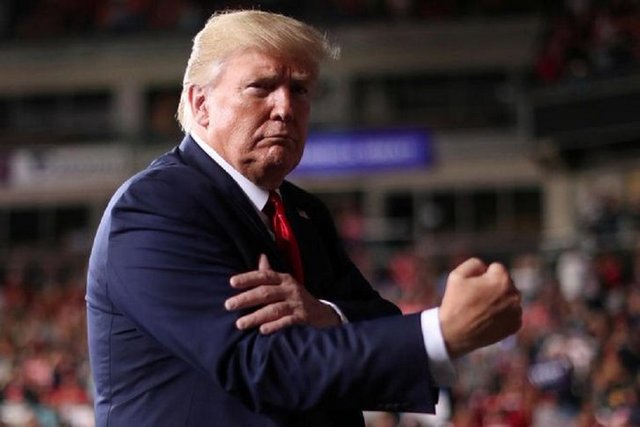 trump-finger-arm – CITIZEN FREE PRESS
